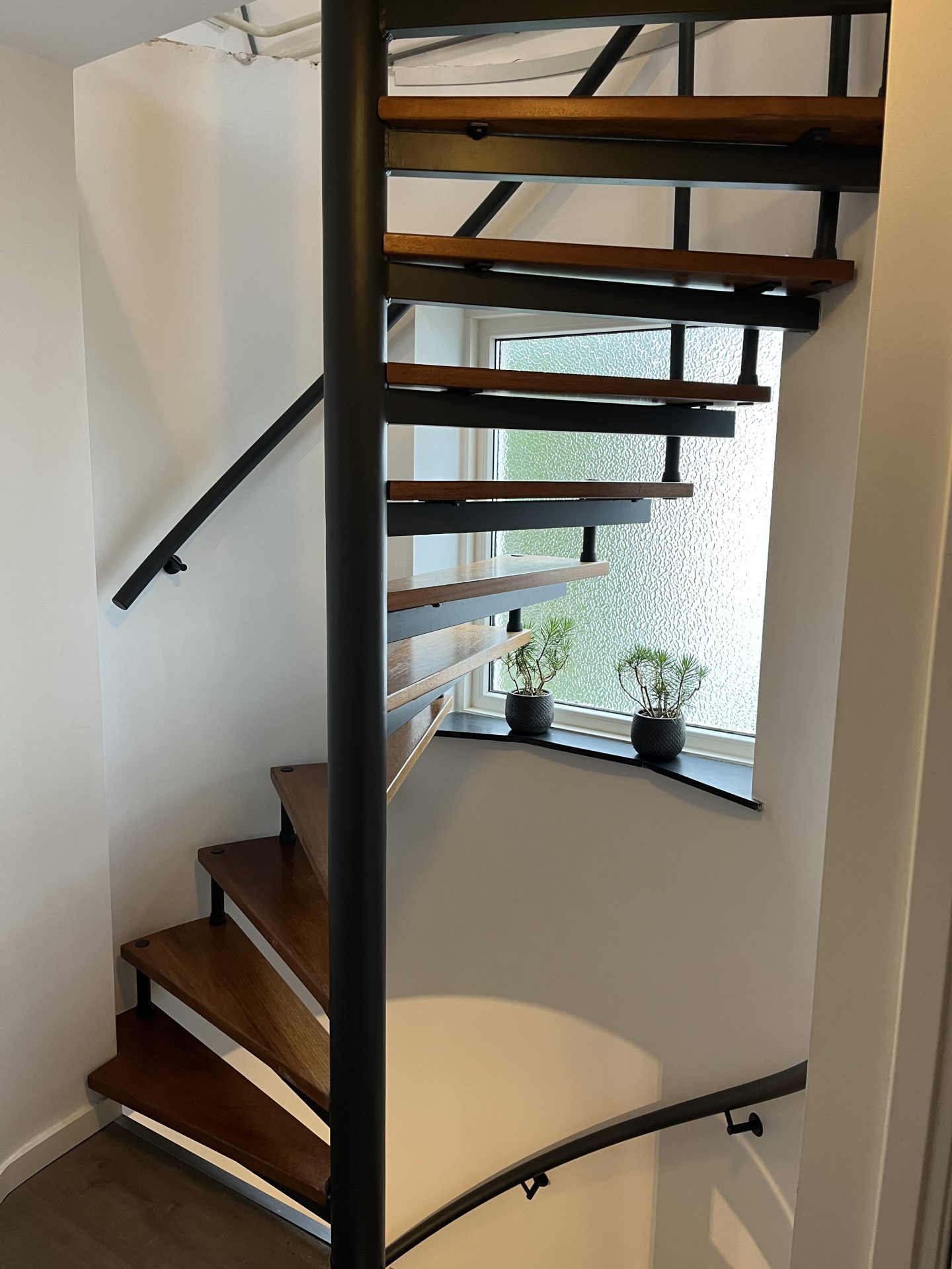 Het renoveren van je spiltrap: 10 tips voor een frisse uitstraling!